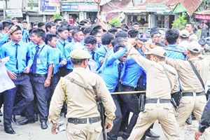Two students on hunger strike, three faint during Manipur school ...