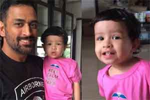 Mahendra Singh Dhoni’s snap with daughter Ziva is winning all hearts on ...