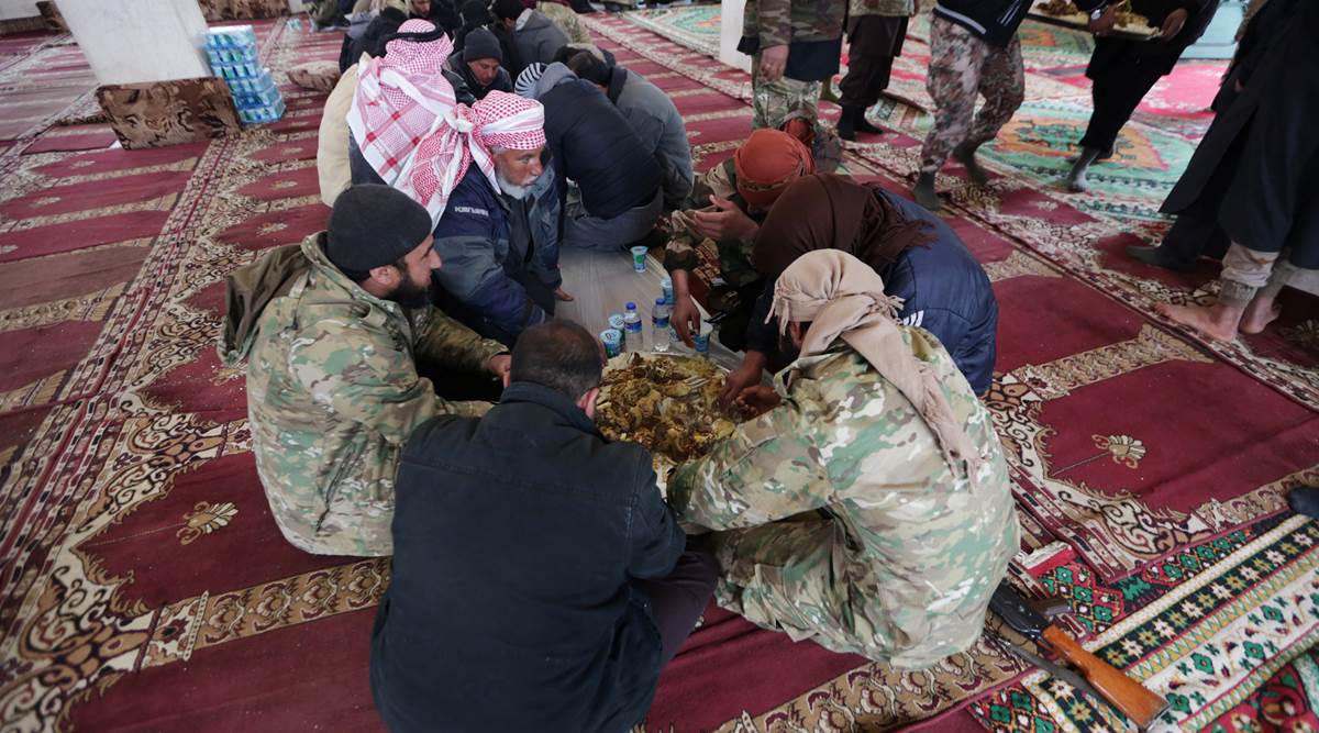 Islamic State warns Syrian dam at risk, evacuates residents - World ...
