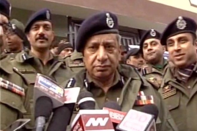 Jammu and Kashmir DGP visits family of cop killed in Kulgam terror ...