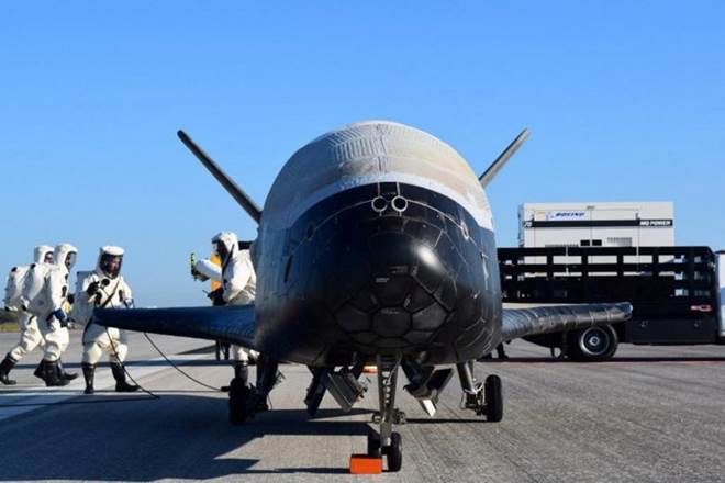 Unmanned US Air Force space plane lands after secret, 2-year mission ...