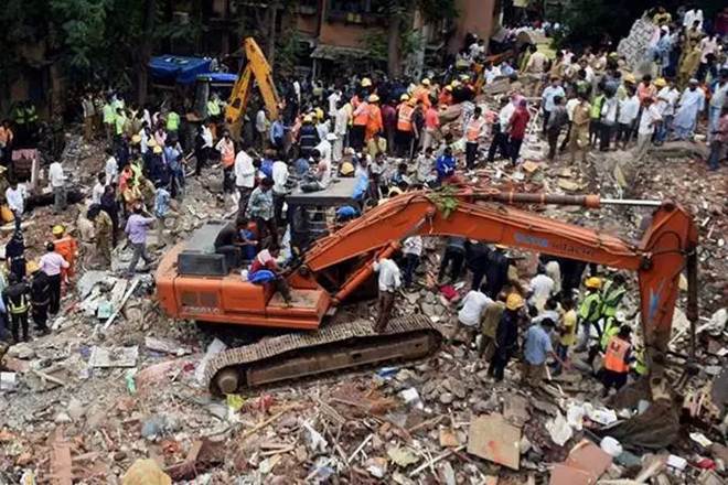 Mumbai building collapse in Ghatkopar LIVE UPDATES: 17 dead, Shiv Sena ...