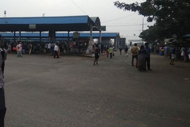 Tamil Nadu bus strike Live: Daily commutation hit as workers put govt ...