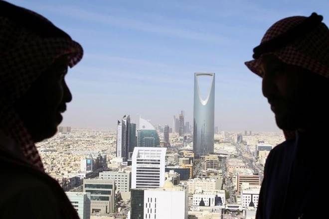 Big setback to Indians! Saudi Arabia bans foreign workers in 12 sectors ...
