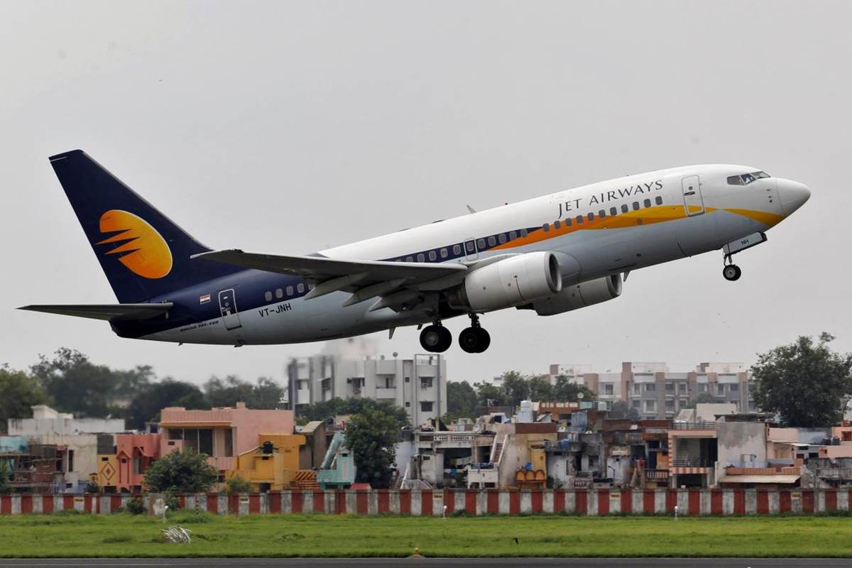 Jet Airways shares continue to fall; tank 8 percent - Market News | The ...