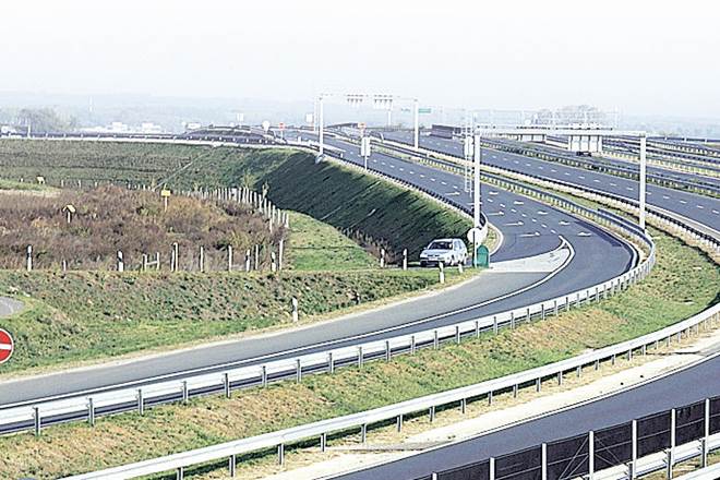 What holds the key in highway construction in 2020? Two big challenges ...