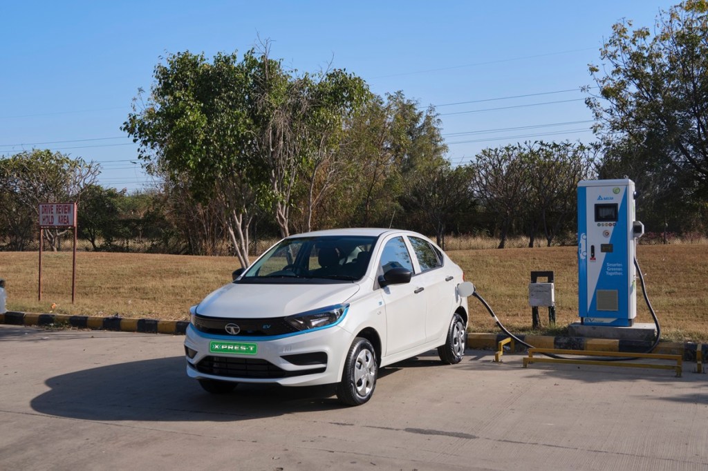 Tata Xpres-T EV Launched for Fleet Buyers: Price, Range, Charging Time ...