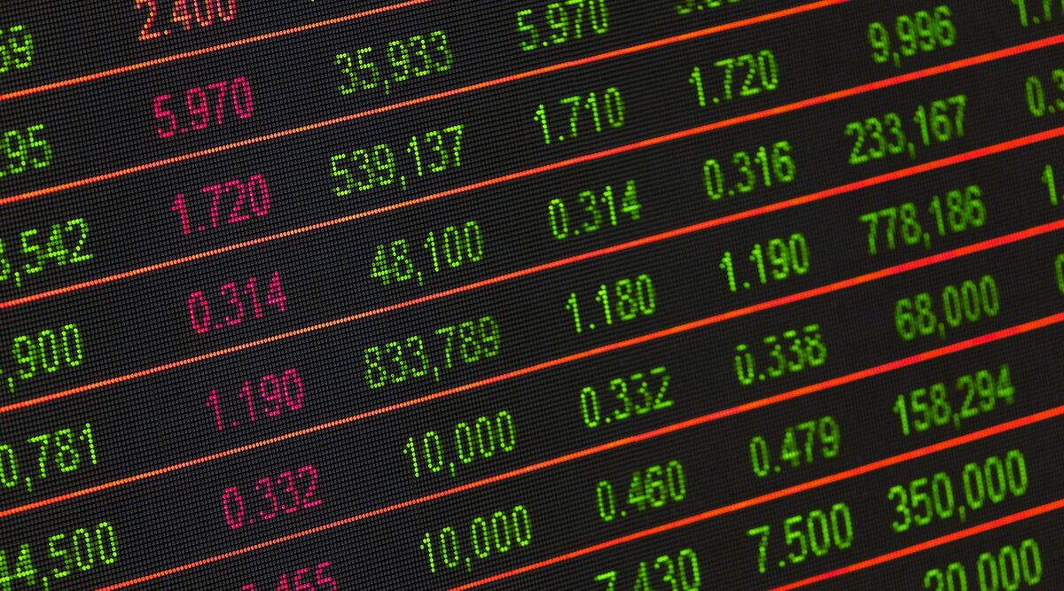 52-week highs, 52-week lows: Infosys, TCS among stocks to hit 52-week ...