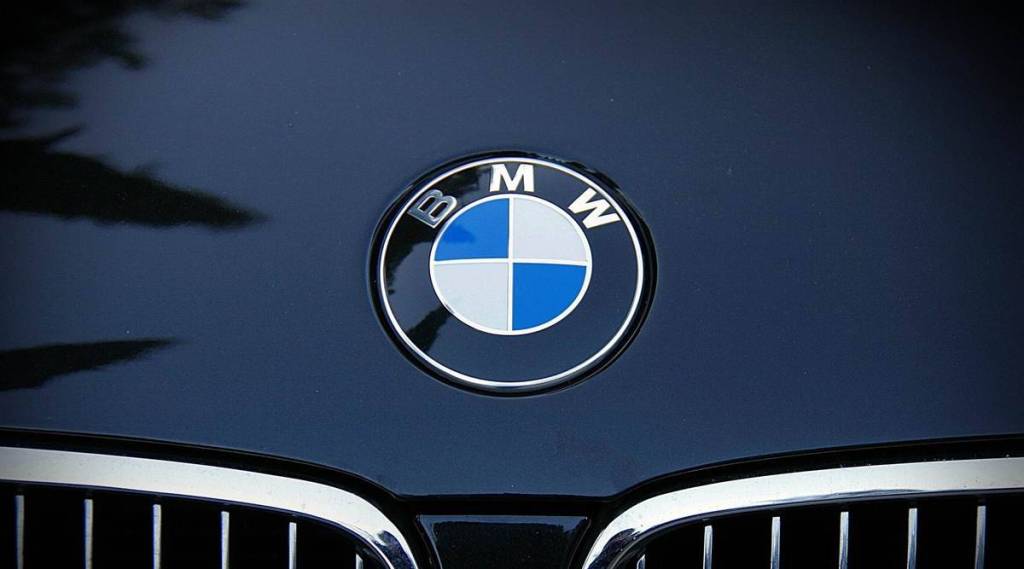 BMW to get cylindrical cells from 2025, says CATL - Express Mobility ...