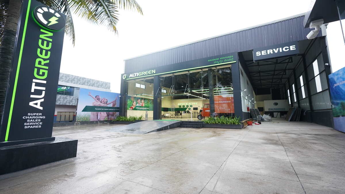 Altigreen launches first dealership in Bengaluru - Express Mobility ...