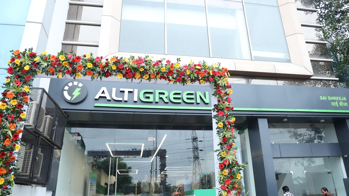 Altigreen EV inaugurates its retail dealership in Delhi - Express ...