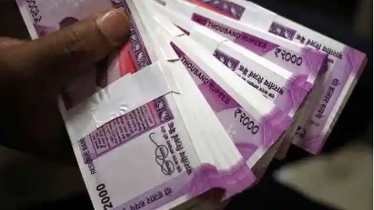 Delhi excise policy case: ED seizes one crore cash in raids at multiple ...