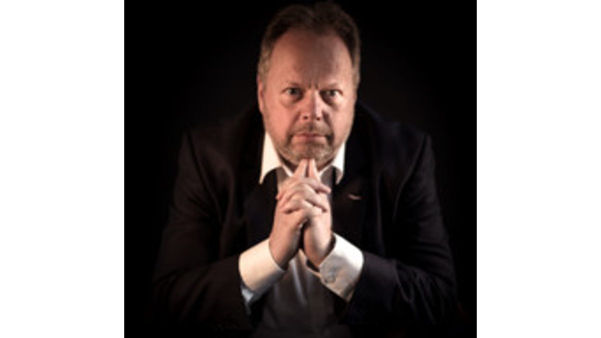 Dr Andy Palmer steps down as Switch Mobility CEO, Mahesh Babu takes ...
