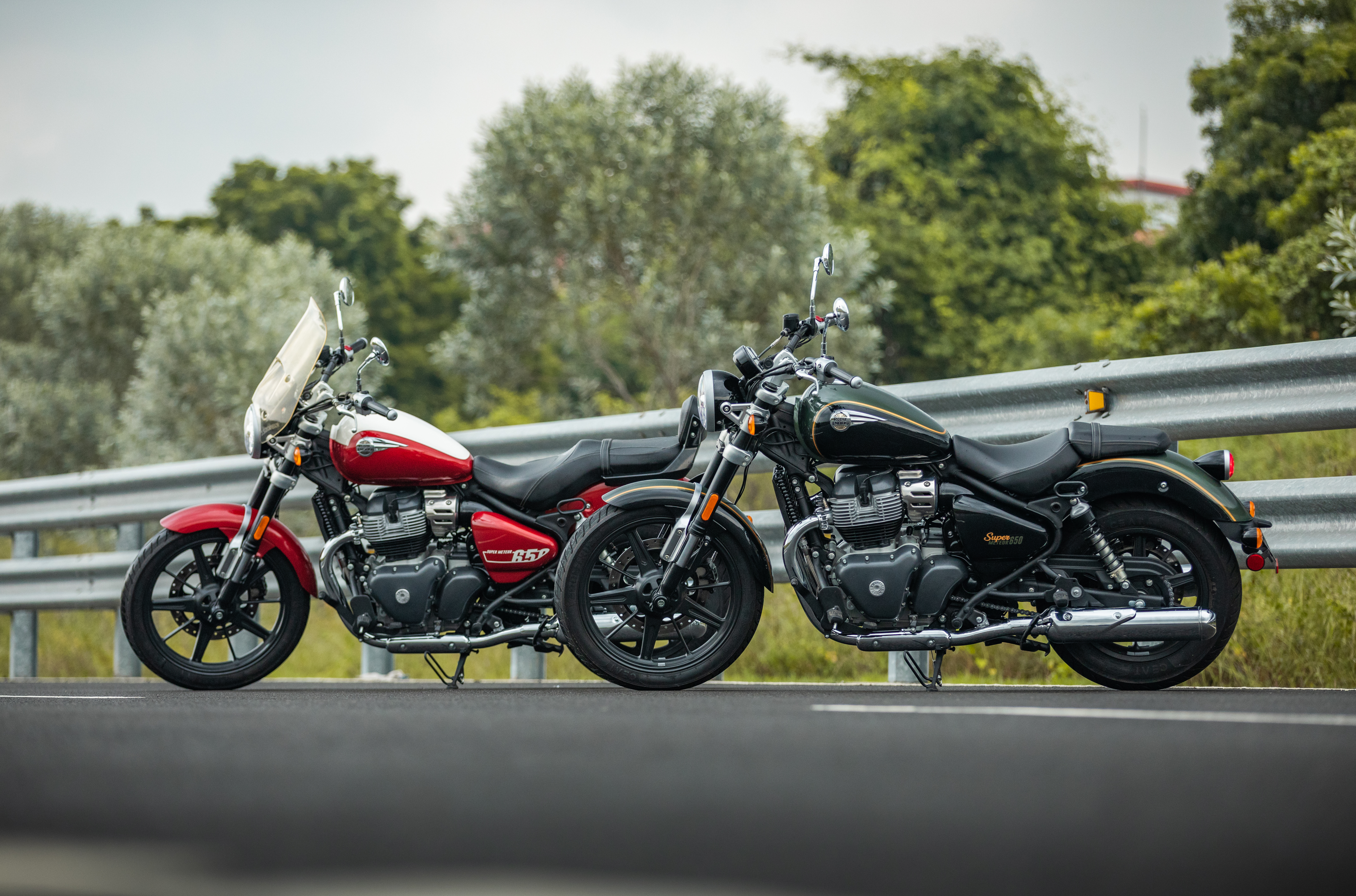 Royal Enfield Super Meteor 650 accessories: All you need to know - Bike ...