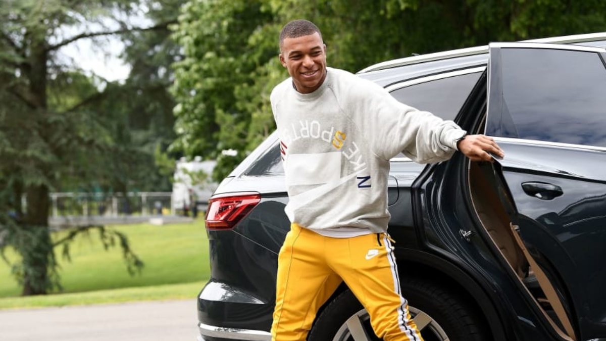 Kylian Mbappe's car collection: what cars does the world's highest-paid ...
