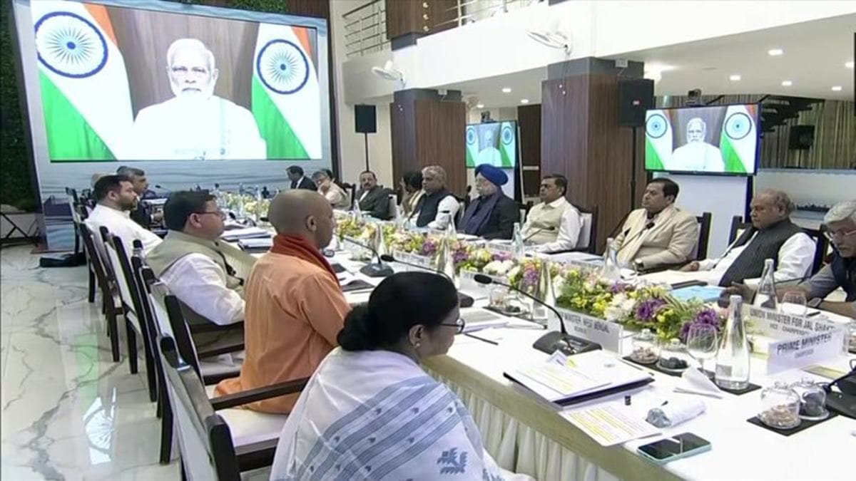 Duty first: PM Modi returns to grind hours after performing mother ...
