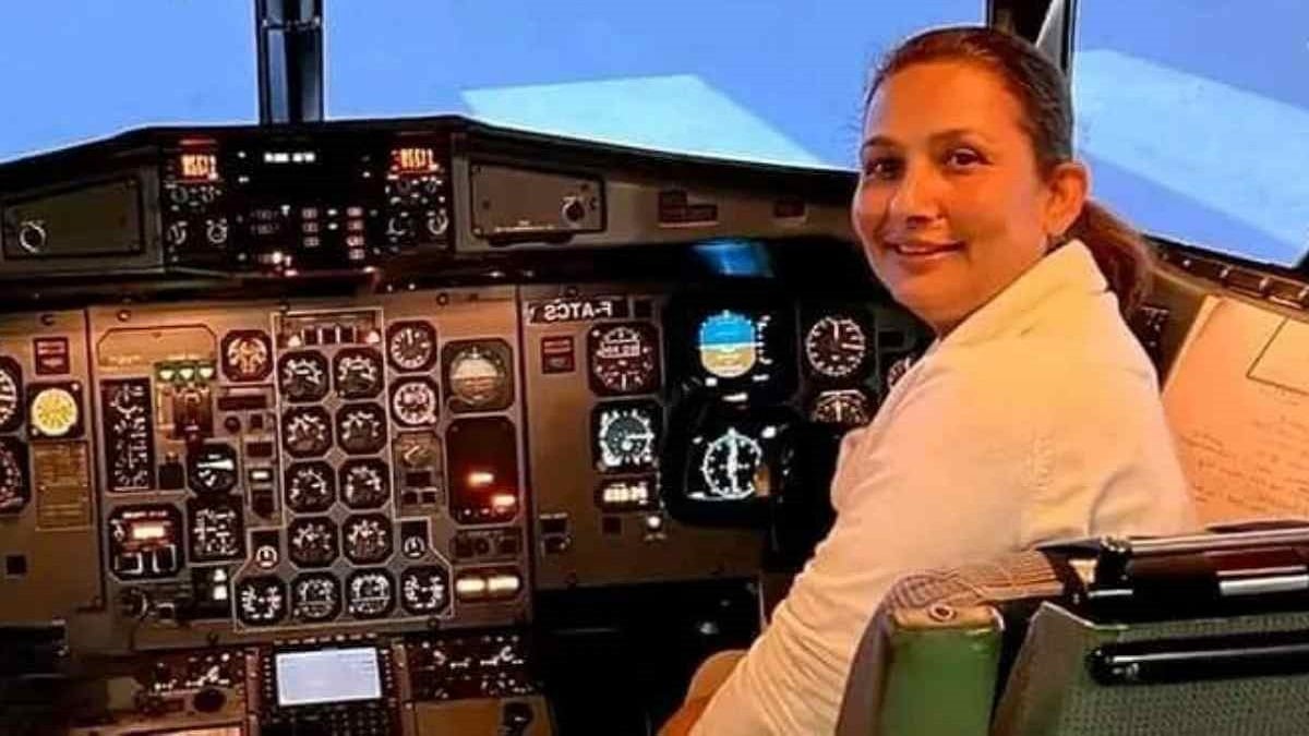 Nepal plane crash: Tragedy strikes pilot couples 16 years apart – After ...