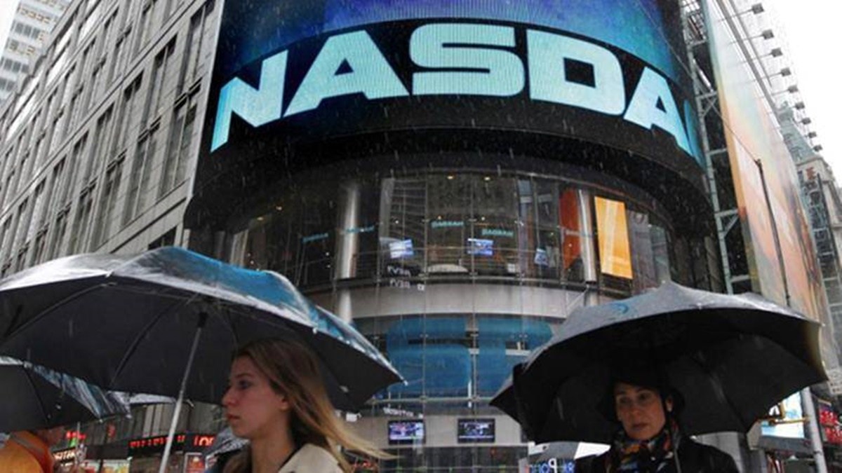 US Stocks: Nasdaq futures rise on Netflix boost - Market News | The ...