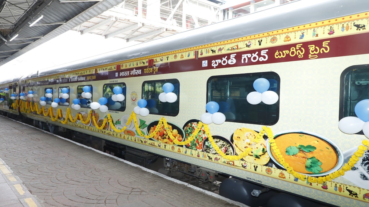 Indian Railways’ Bharat Gaurav Tourist train embarks on ‘Punya Kshetra ...