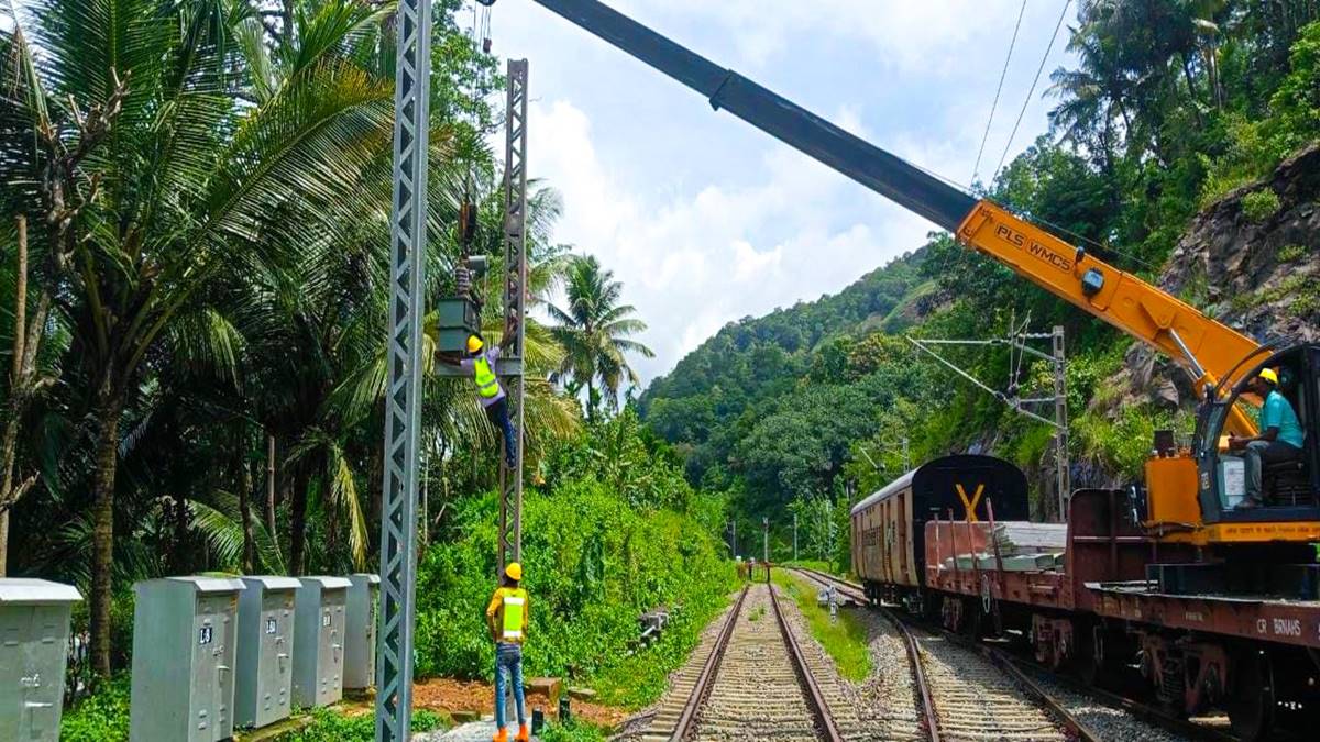 Tamil Nadu: Electrification work between Sengottai and Punalur is in ...