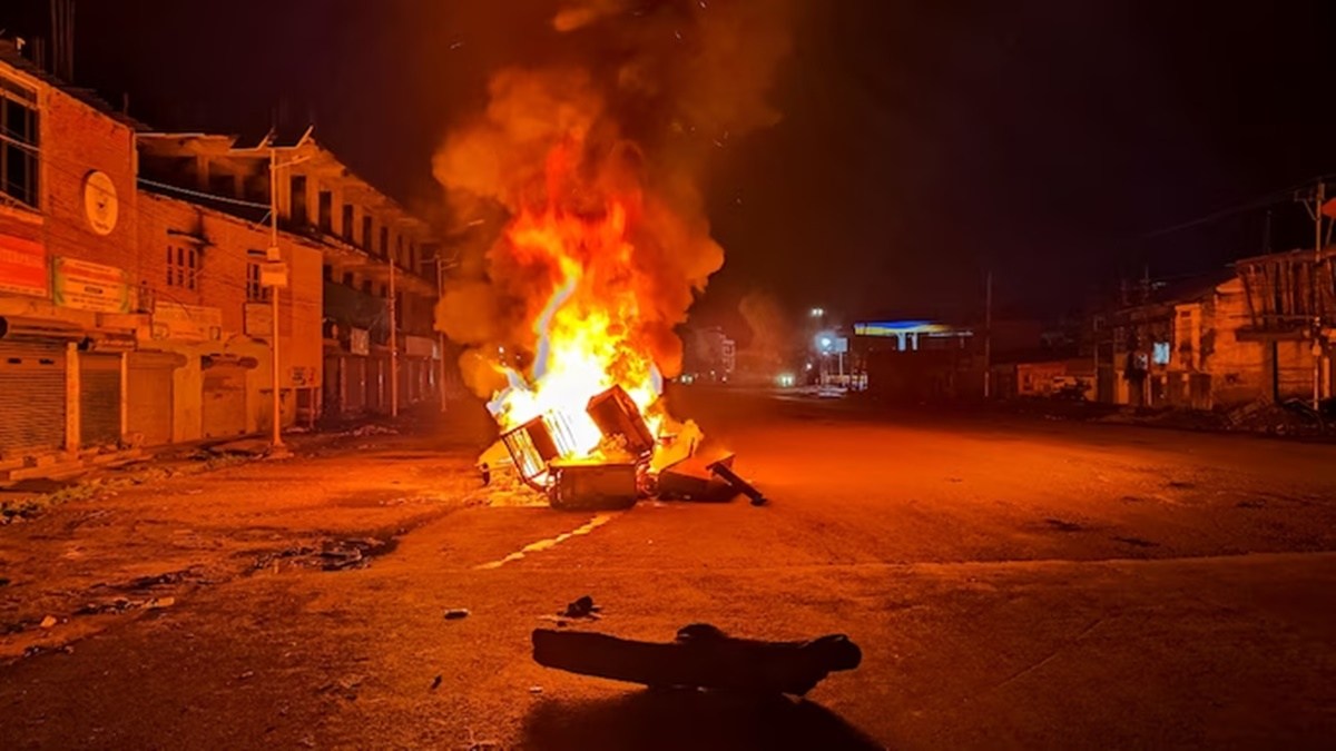 Four killed as fresh violence erupts in Manipur, Kukis lift highway ...
