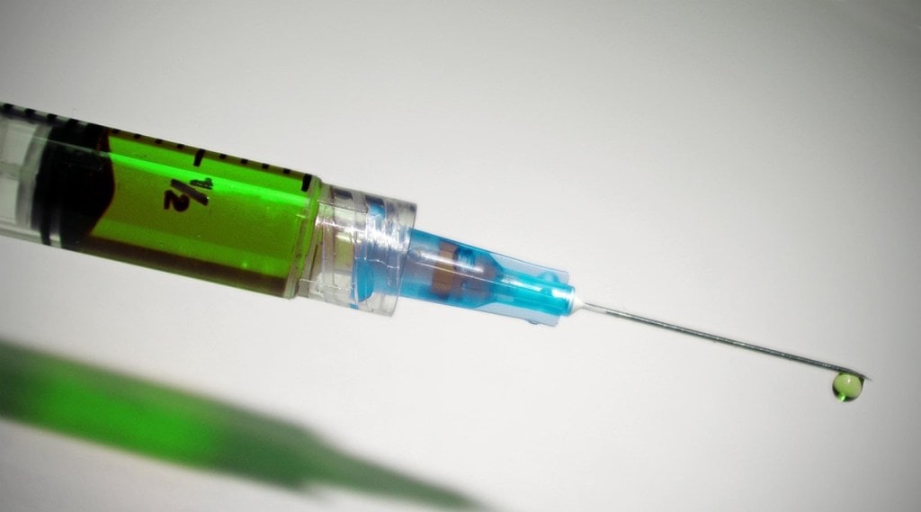 World's first 7-minute cancer treatment jab to be rolled out in England ...