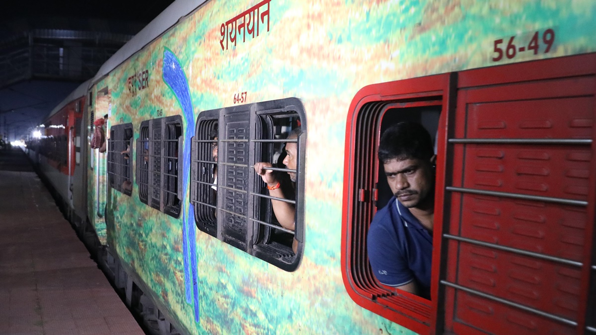 Indian Railways instructs zonal headquarters to improve punctuality of ...