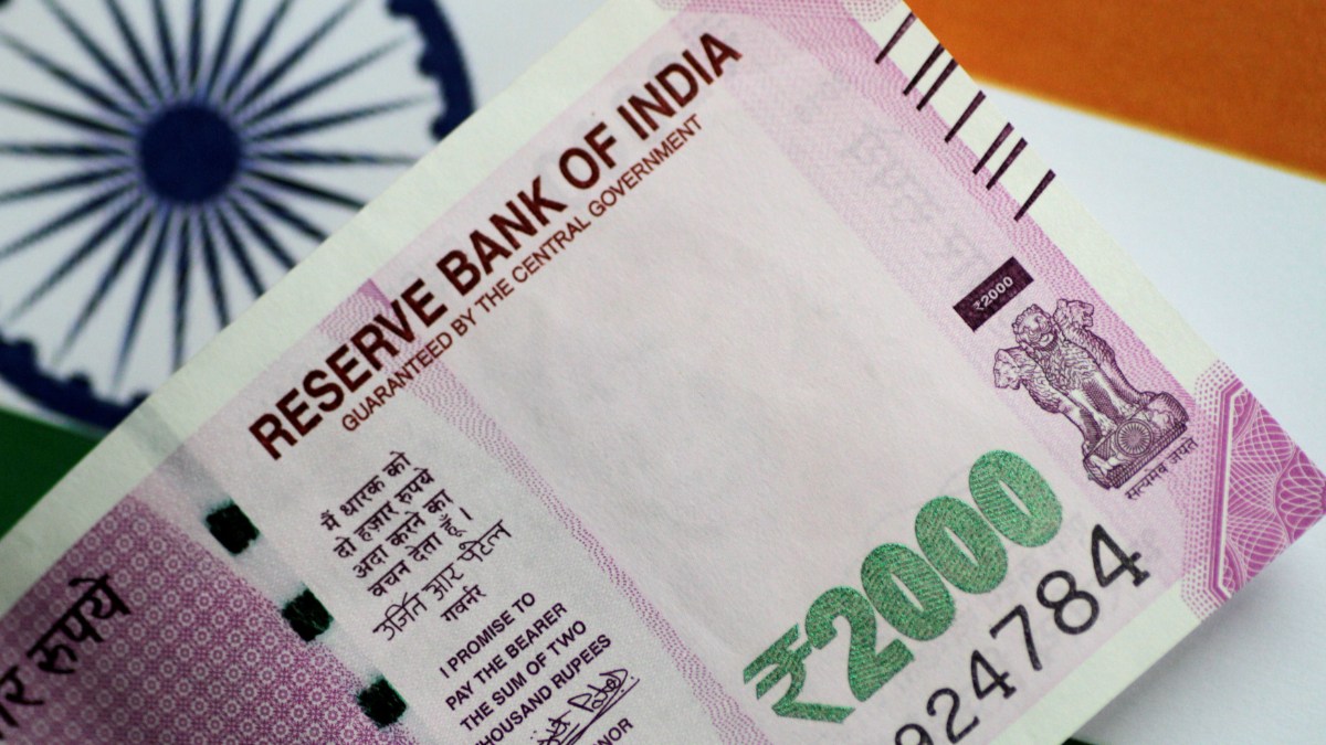 RBI extends last date for exchange of Rs 2000 notes to October 7 ...