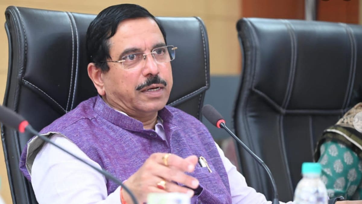 Pralhad Joshi responds to Sonia Gandhi's letter to PM Modi, says ‘creating unnecessary ...