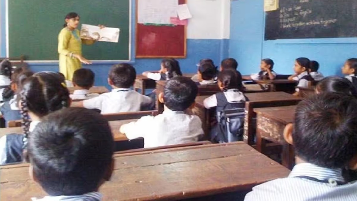 Karnataka schools to change timings of classes? Key meeting tomorrow ...