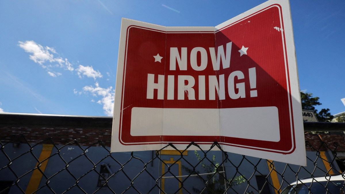 Facing age-discrimination while job hunting? US CEO lists tips to ...