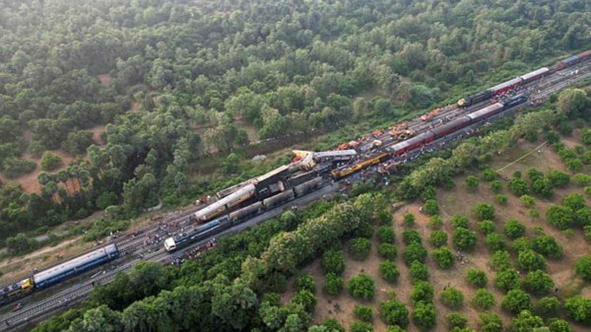 Andhra Pradesh train accident: Train services resume on Howrah-Chennai ...