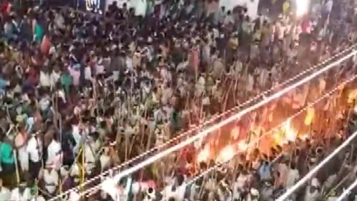 Andhra Pradesh: Two dead, 40 injured at Banni festival in Kurnool ...