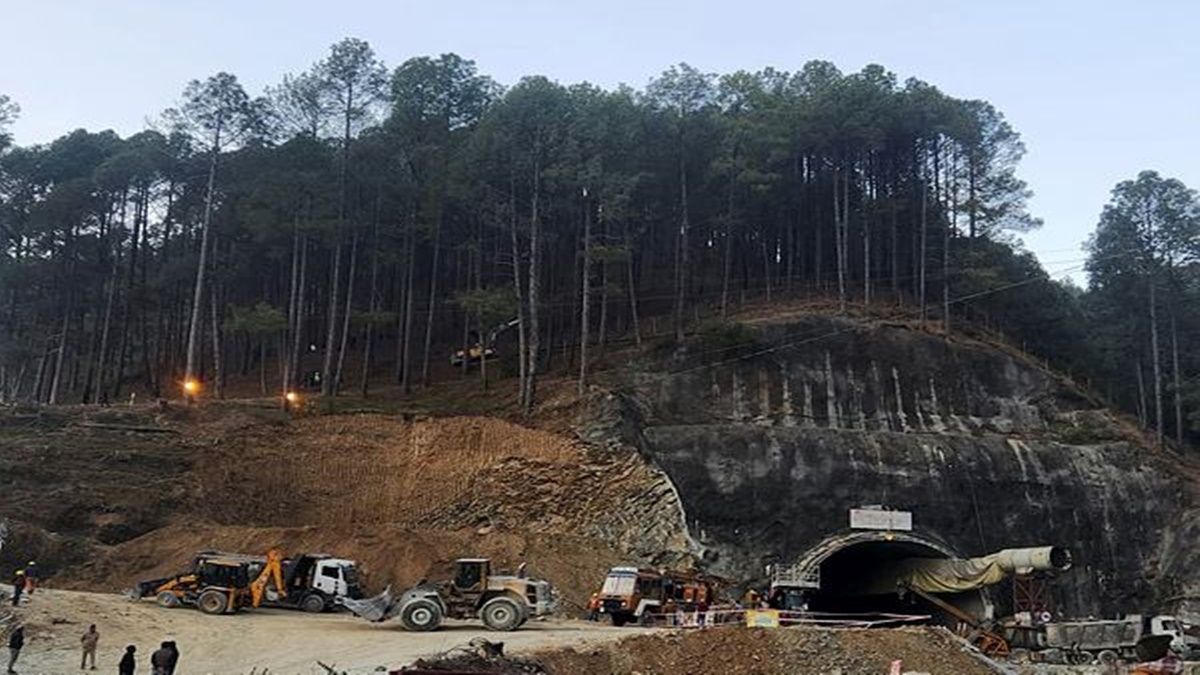 Uttarkashi tunnel collapse: International tunnelling experts reach site ...