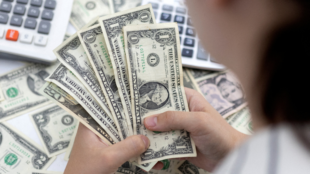 Dollar Index extends losses for another week - CaFE Invest News | The ...
