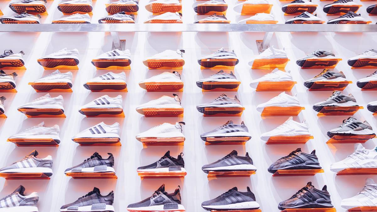 How to know if your expensive pair of sneakers is real or fake? Here’s ...