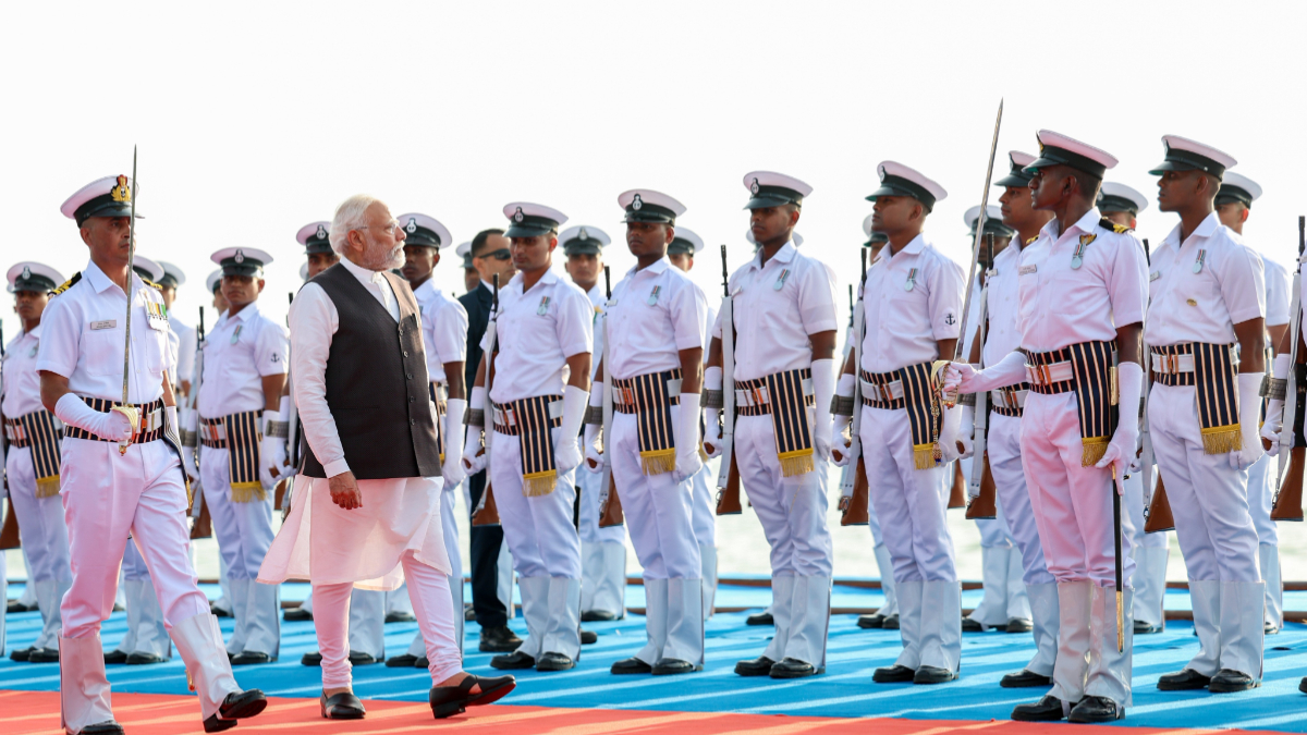 Indian Navy gets Chhatrapati Shivaji-inspired epaulettes, non-officer ...