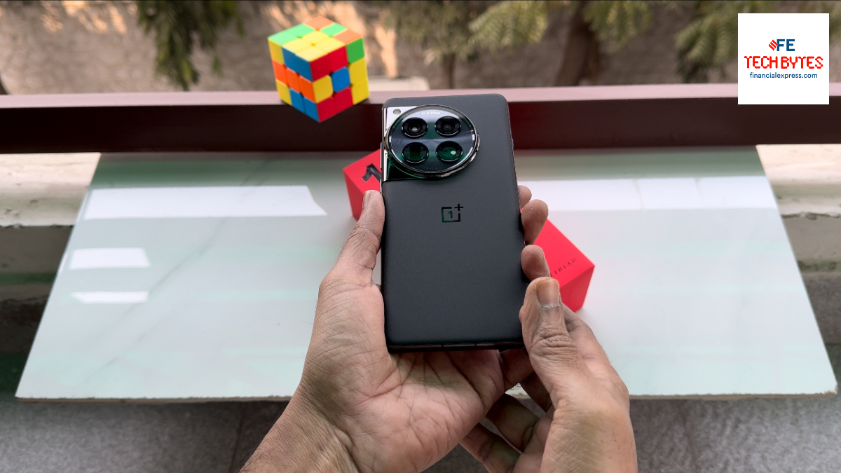 OnePlus launches 12, 12R flagship duo to challenge Samsung Galaxy S24 ...