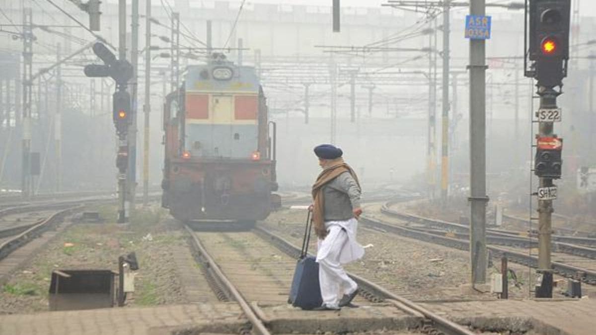 Indian Railways train delay update: 26 trains delayed due to fog, low visibility; Delhi-NCR ...