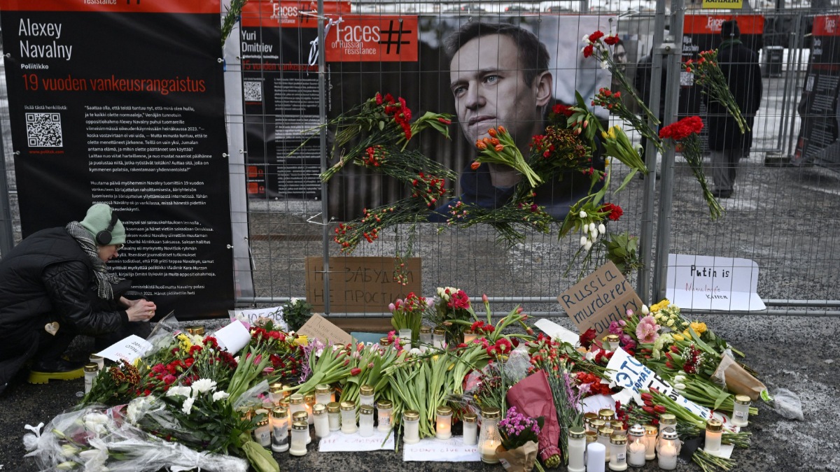Putin critic Alexei Navalny's 'bruised' body found in Arctic morgue, no ...