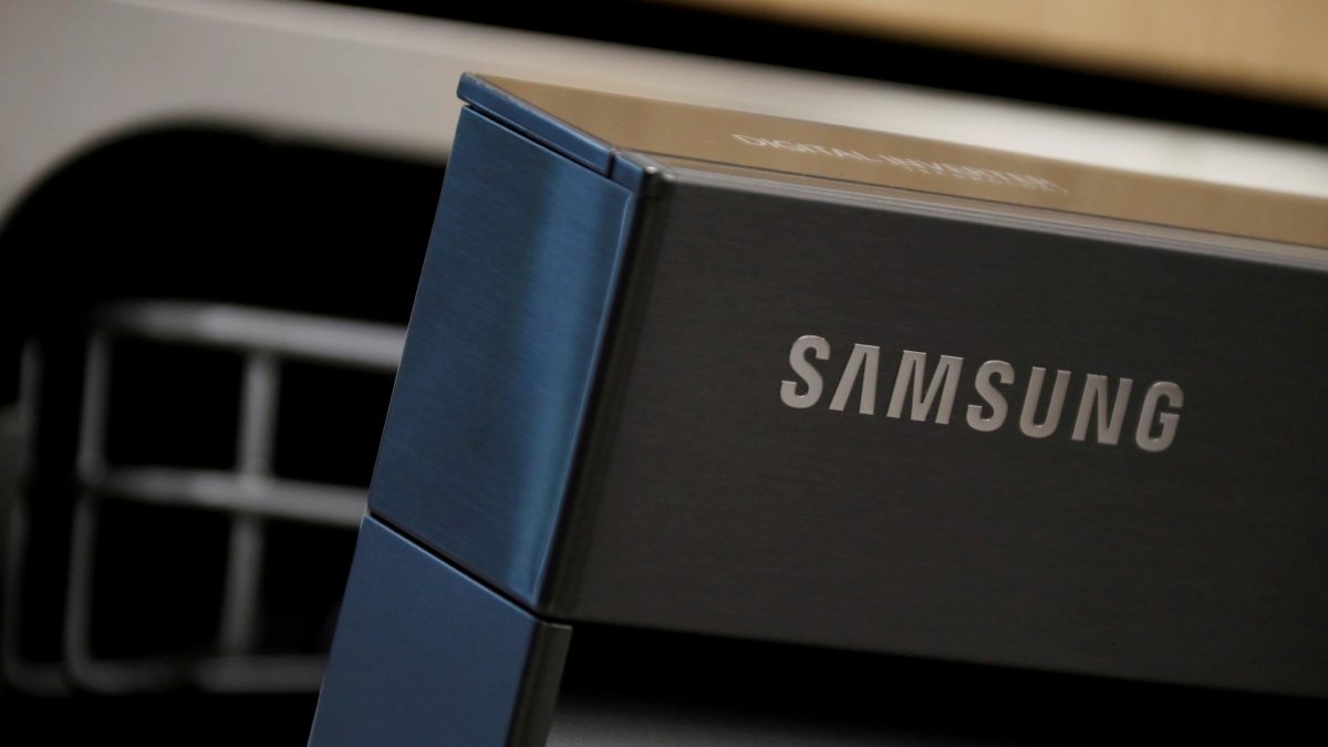 Samsung yet to settle claims worth Rs 50 cr: Phone retailers ...