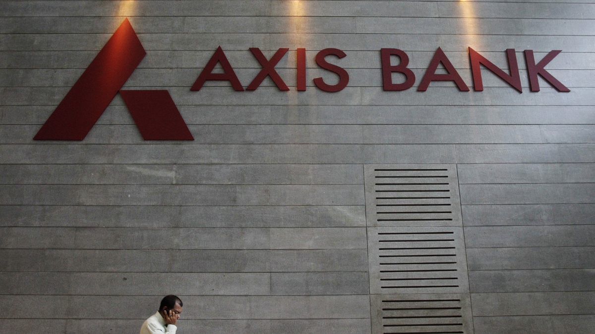 Axis Bank aims to grow loans 400 bps higher than system - Banking ...