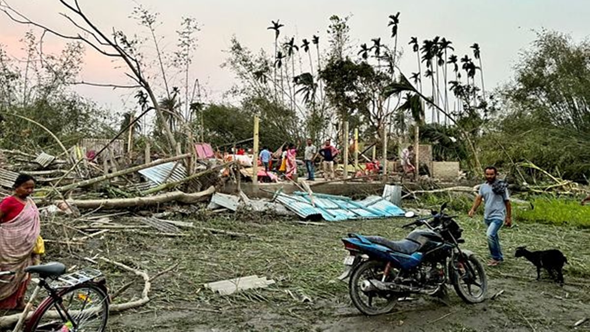 5 killed, over 100 injured as massive storm batters Jalpaiguri, Mamata ...