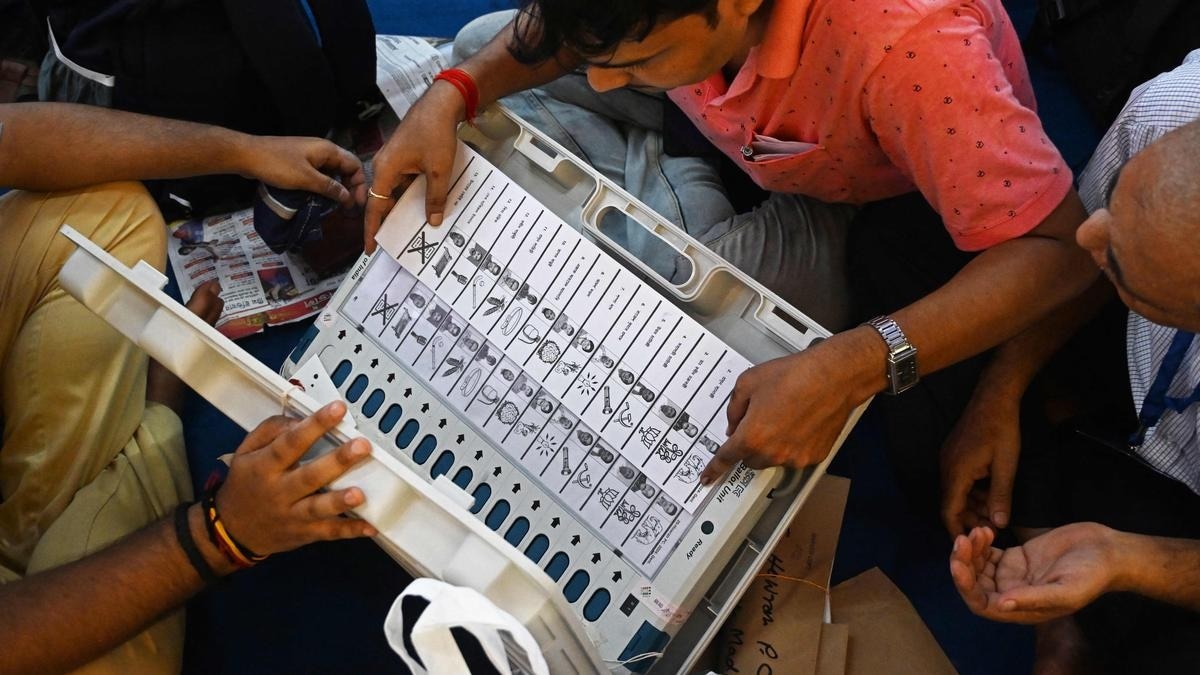 ECI receives applications for EVM verification on 8 Lok Sabha seats ...