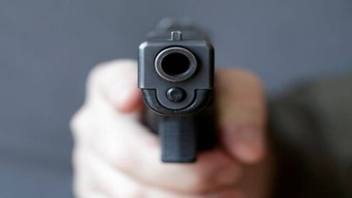 Rise in highway crime in Pakistan: Student in Karachi kills two ...