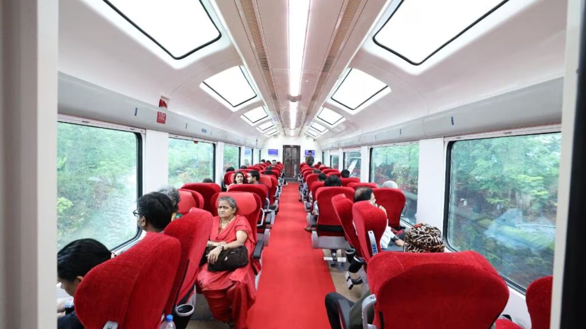 Ministry of Railways shares captivating video of Vistadome coaches ...