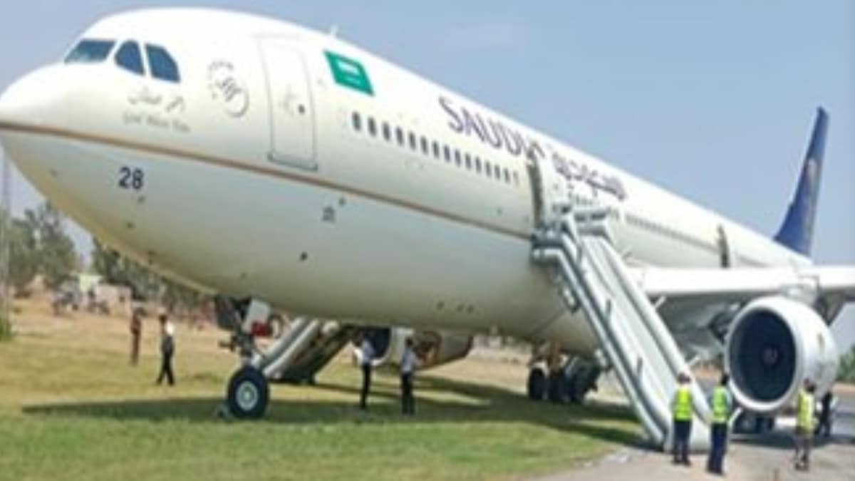 Saudi Airlines plane catches fire while landing at Pakistan's Peshawar ...