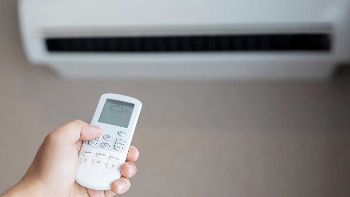 Do you sleep with AC on? Hidden dangers of AC that should know - Life ...
