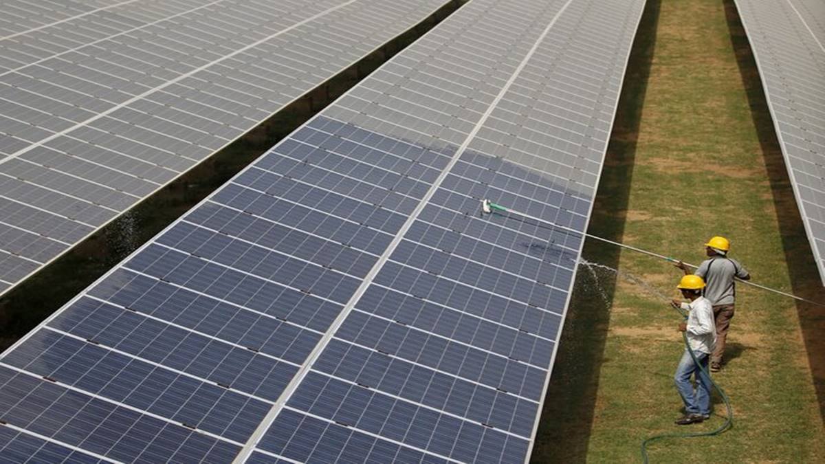 Clean energy firms press the hybrid button to cut costs - Industry News ...