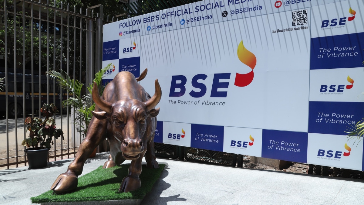Stock Market Highlight: Markets end higher! Nifty above 24,350, Sensex up 790 points; Nifty ...